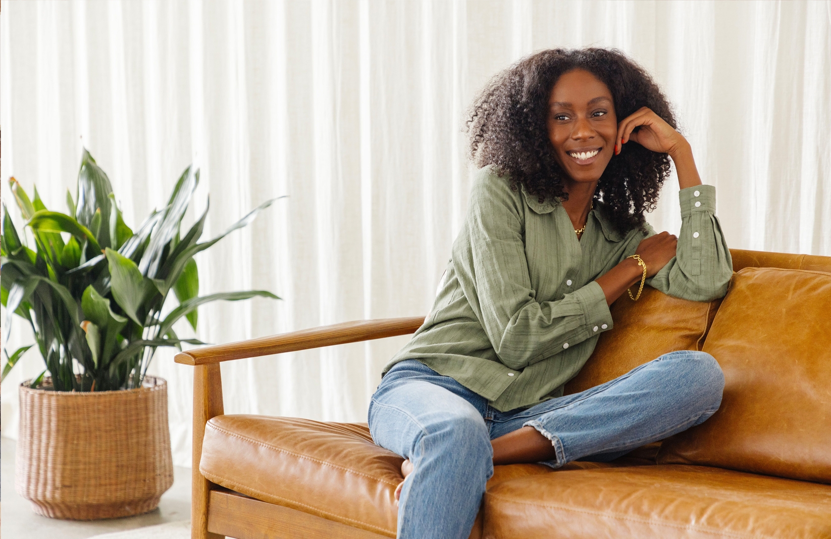 Barrett II 91" Reversible Storage Chaise Lounge Queen Sleeper Sectional ...